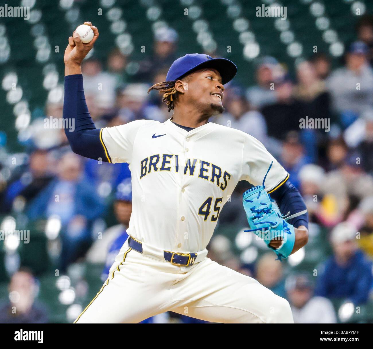 Milwaukee, United States. 02nd Apr, 2025. Milwaukee Brewers relief ...