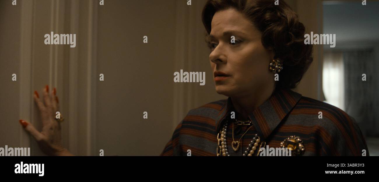 The Alto Knights (2025) Debra Messing as “Bobbie Costello” *Filmstill ...