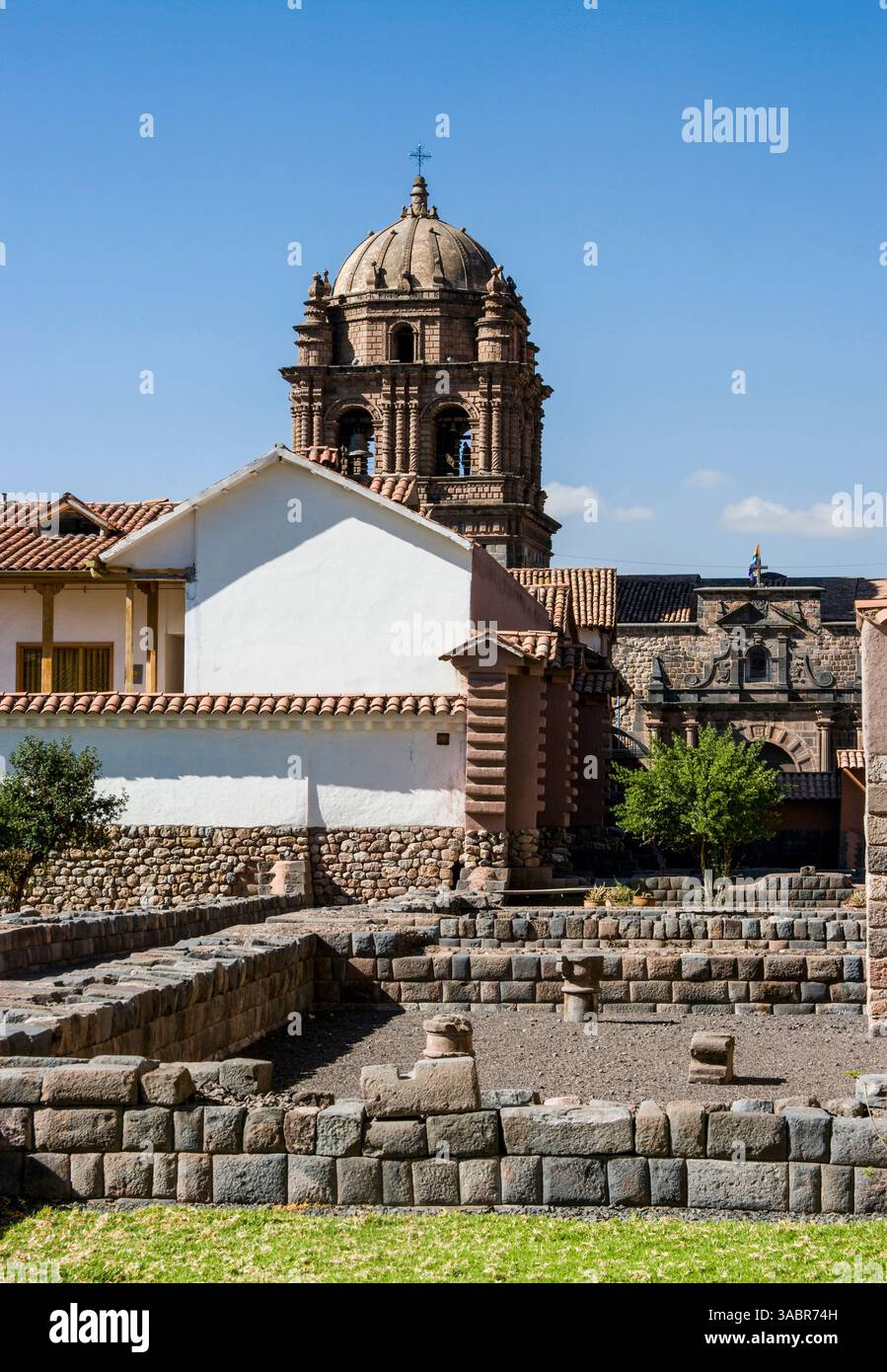 Kusicancha , Inca palace, Cuzco city,Perú Stock Photo - Alamy