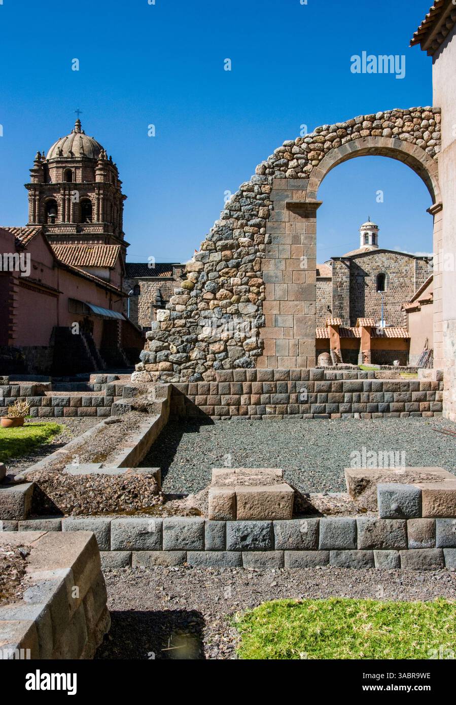Kusicancha , Inca palace, Cuzco city,Perú Stock Photo - Alamy