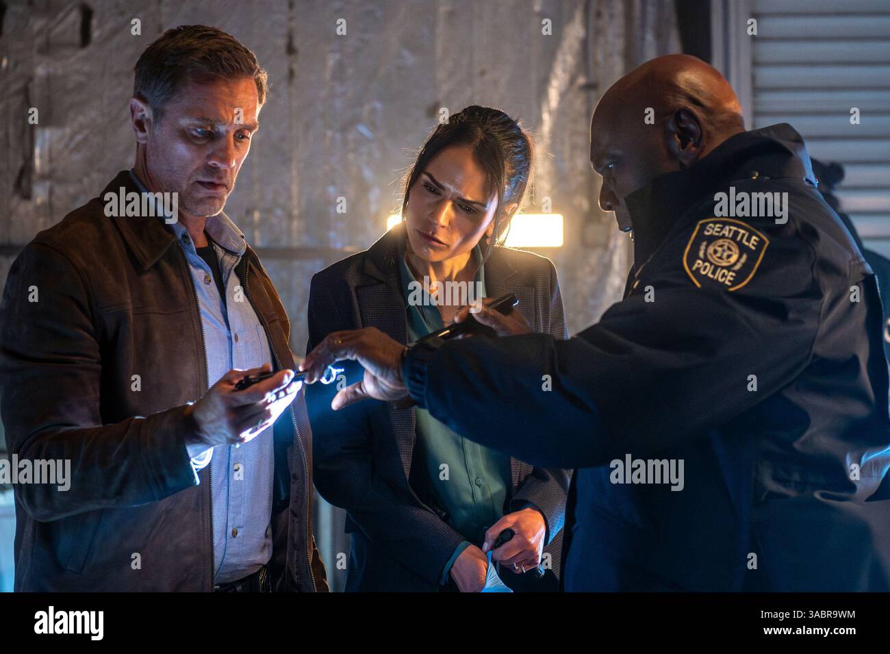 Heart Eyes (2025)Devon Sawa as Detective Zeke Hobbs Jordana Brewster as ...