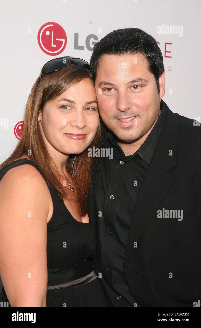Greg grunberg wife elizabeth dawn hi-res stock photography and images ...