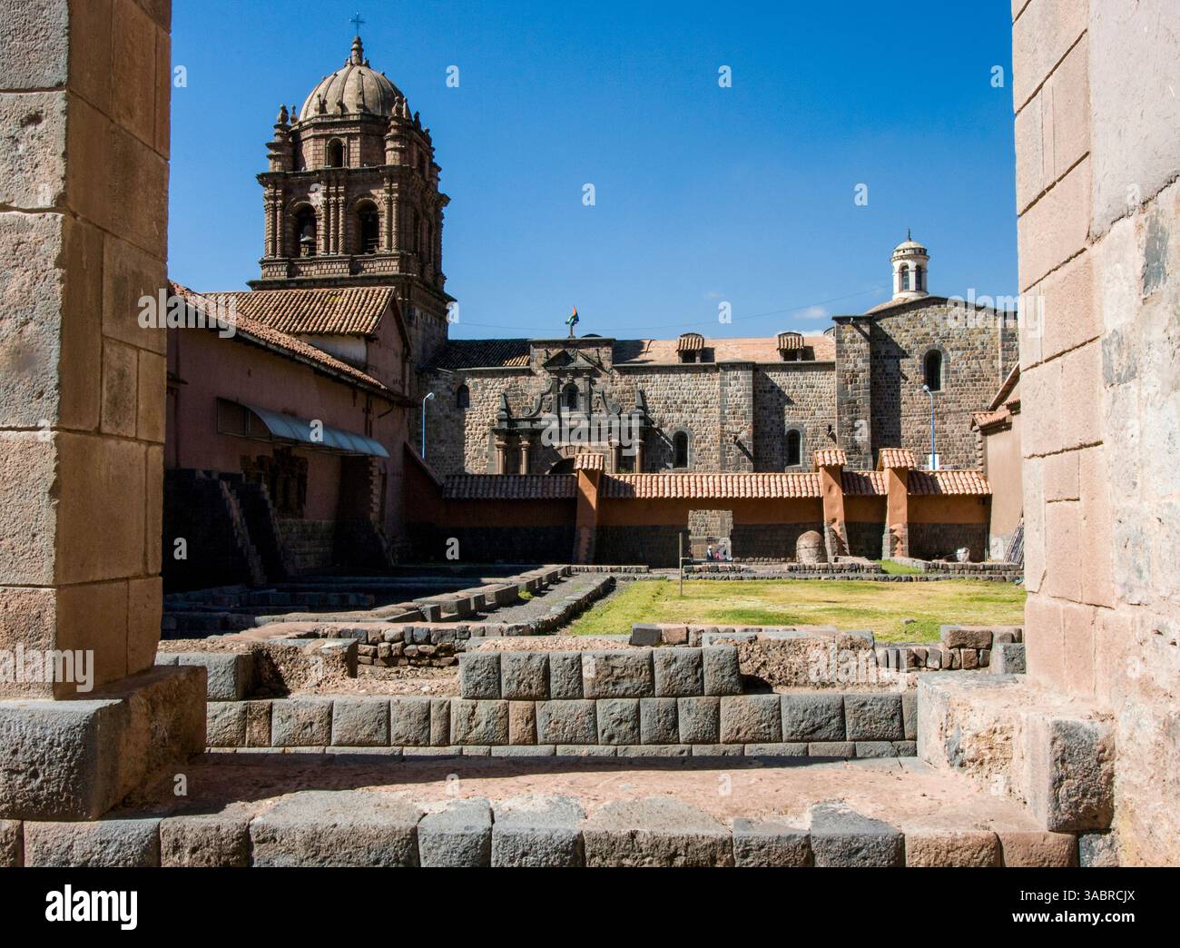 Kusicancha , Inca palace, Cuzco city,Perú Stock Photo - Alamy