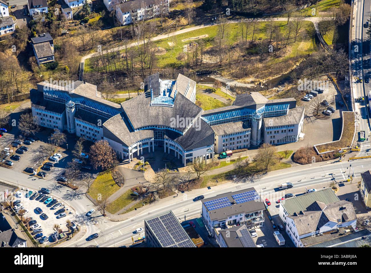Luftbild, Hochsauerlandkreis Kreishaus Meschede, Meschede-Stadt ...