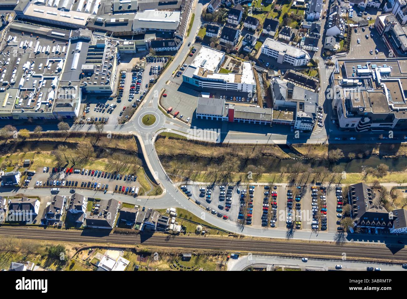 Luftbild, Johannesbrücke über den Fluss Ruhr, Fritz-Honsel-Straße und ...