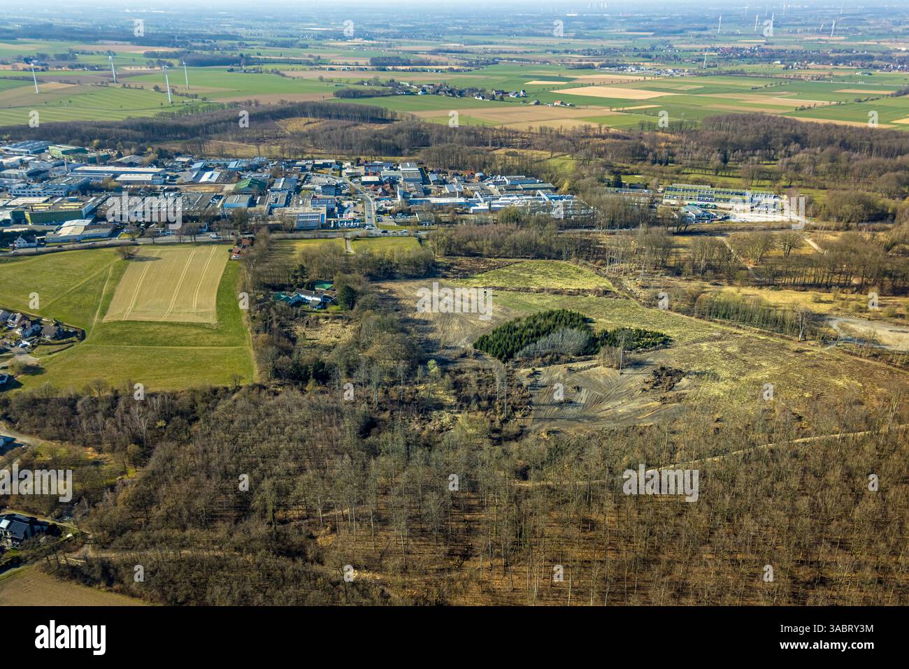 Luftbild, Gewerbegebiet Westerhaar, Wiesen und Felder, an der ...