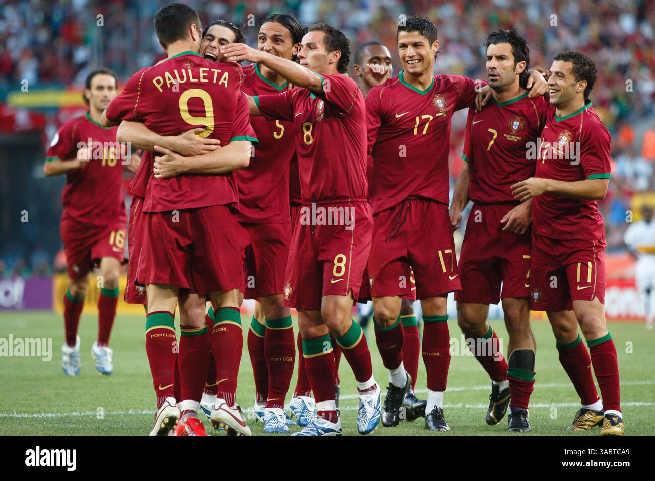 Portugal national football team hi-res stock photography and images - Alamy