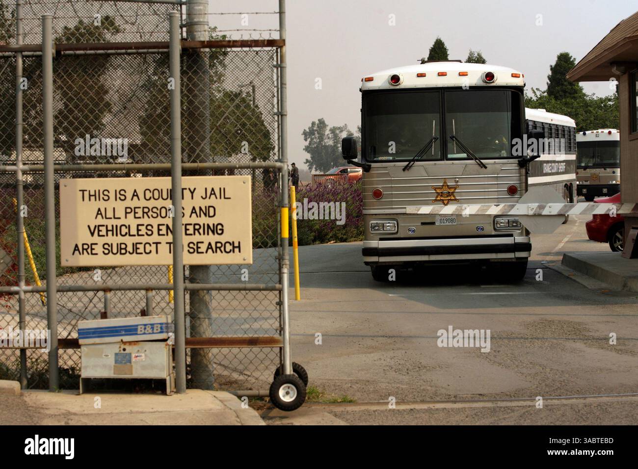Oct 22, 2007 - Irvine, California, USA - 1049 inmates are evacuated as ...