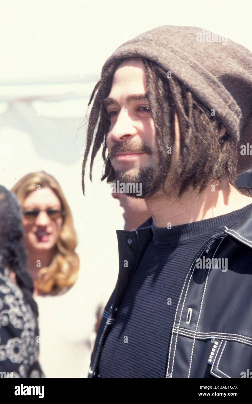 Counting crows 1995 hi-res stock photography and images - Alamy