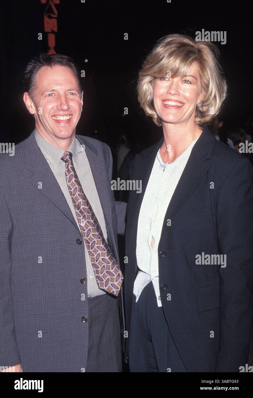 Dennis dugan and sharon dugan hi-res stock photography and images - Alamy