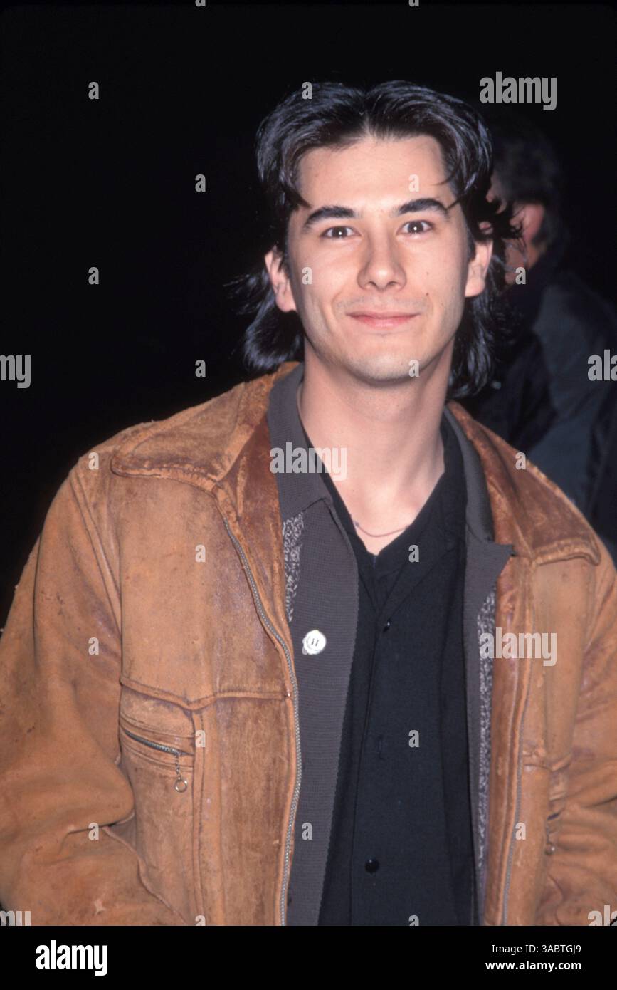 Apr 07, 1999 - Los Angeles, CA, USA - Actor JAMES DUVAL at the Go ...
