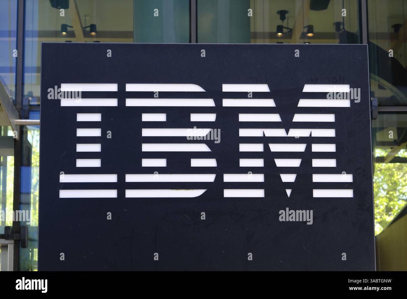 Ibm technology company hi-res stock photography and images - Alamy