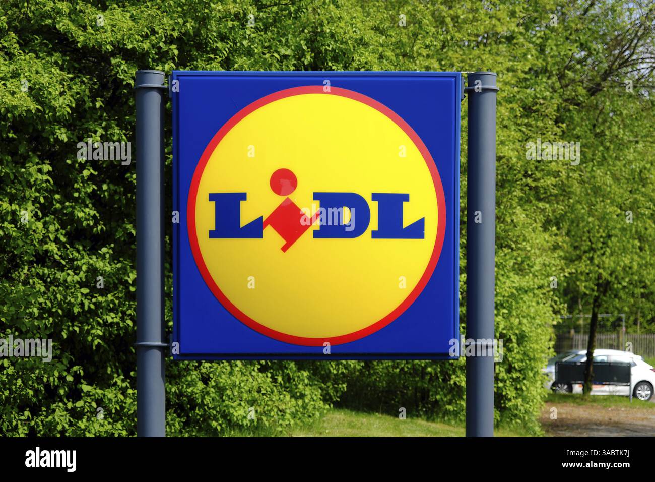 Discounters discounter hi-res stock photography and images - Alamy
