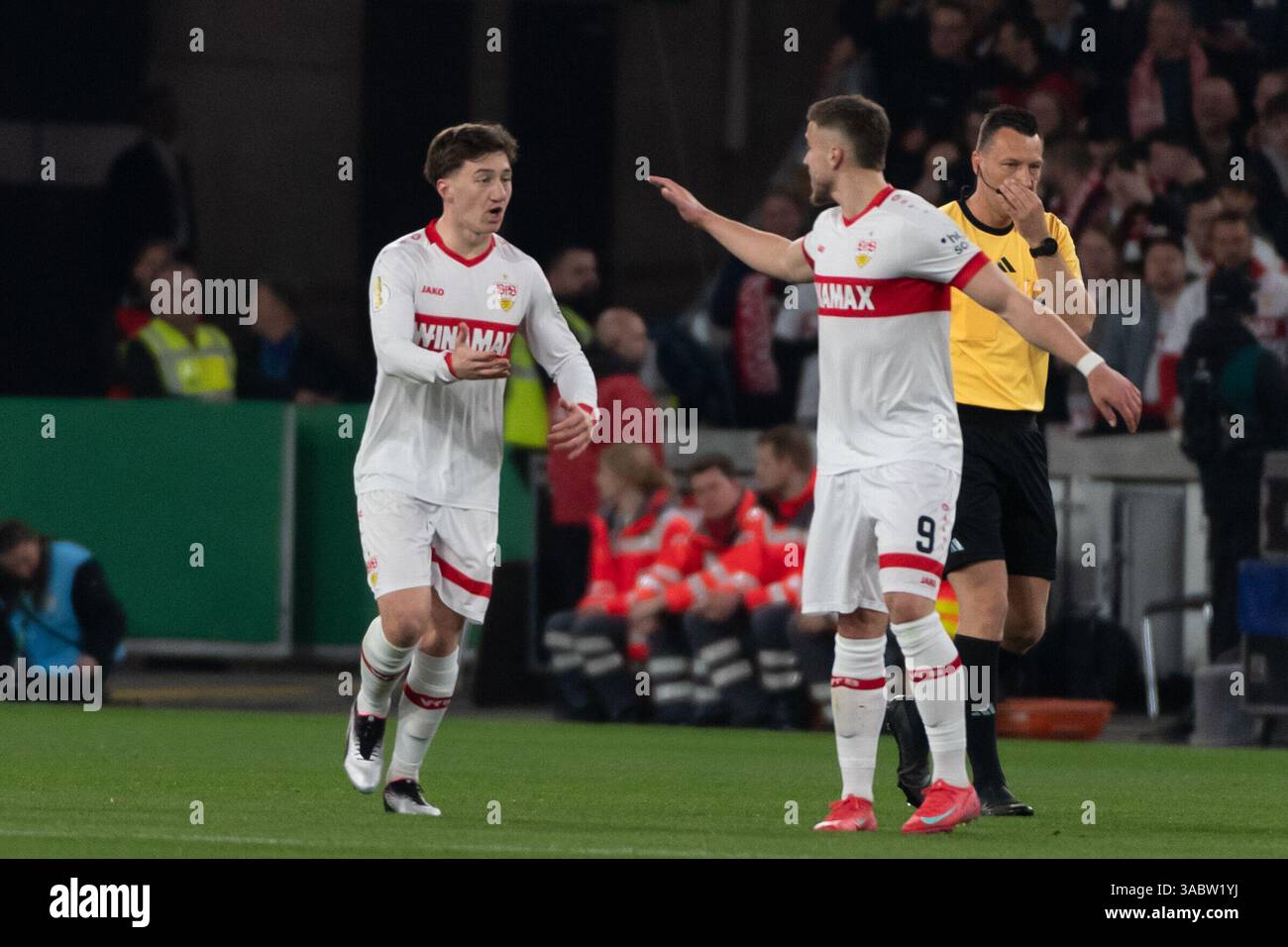 Stuttgart, Deutschland. 02nd Apr, 2025. Tor zum 1:0 durch Angelo Stiller (VfB Stuttgart, #06 ...