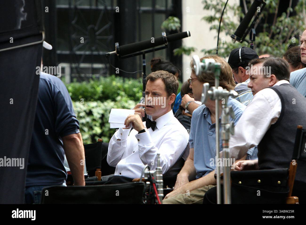 October 18, 2007. New York City, Actor Greg Kinnear films a scene for ...