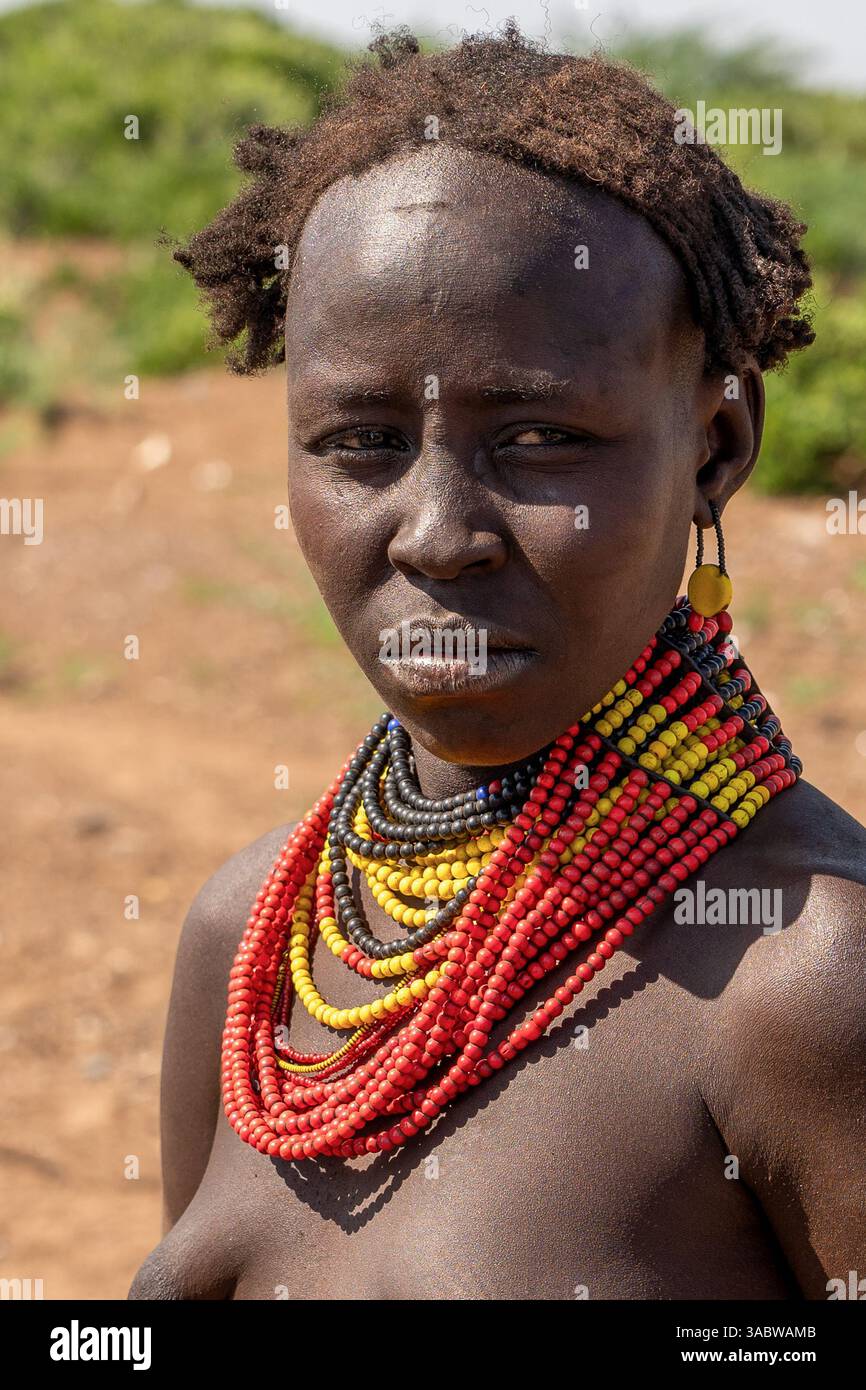Ethiopia, woman in a nomadic Village of the Dassanech tribe in the Omo ...