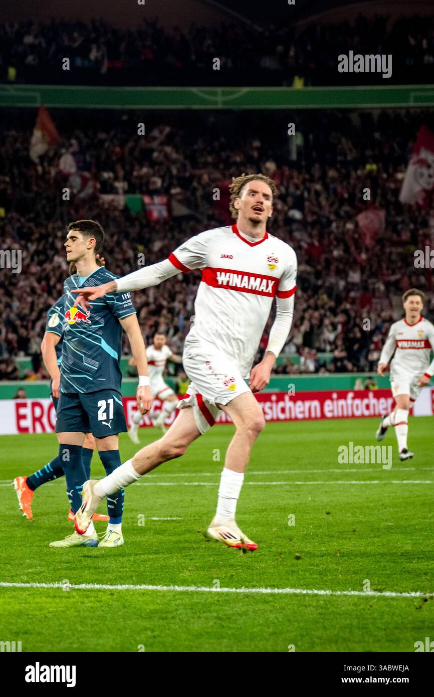 Stuttgart, Deutschland. 02nd Apr, 2025. Jubel zum 2:0 durch Nick Woltemade (VfB Stuttgart, 11 ...