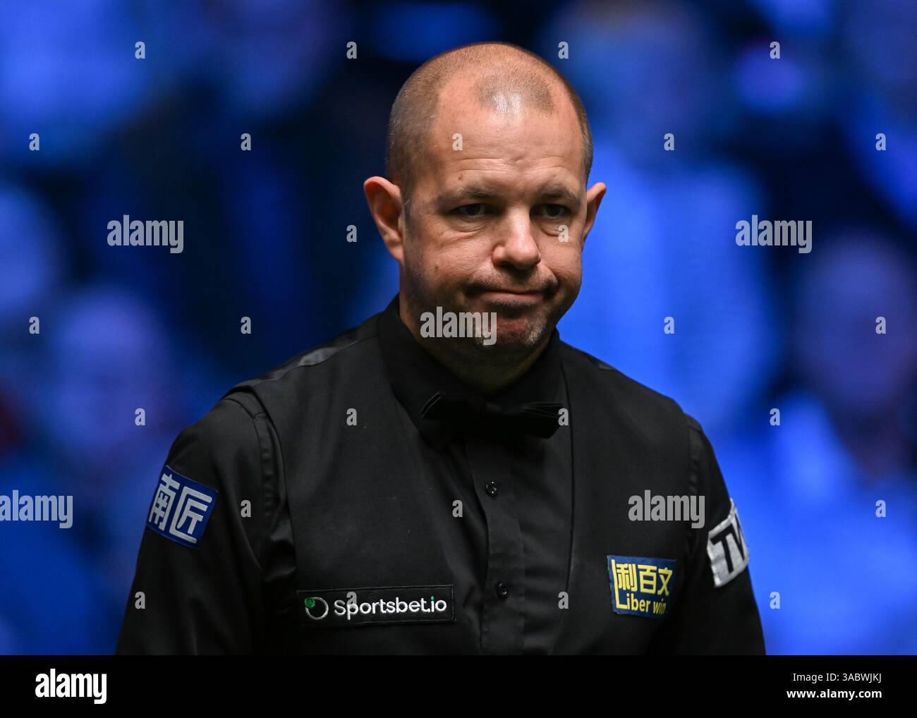 Manchester, UK. 2nd Apr, 2025. Barry Hawkins reacts during his Quarter ...
