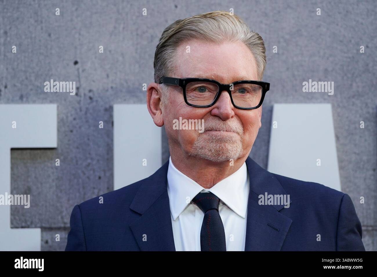 Warren Littlefield arrives at the premiere of the sixth season of "The ...