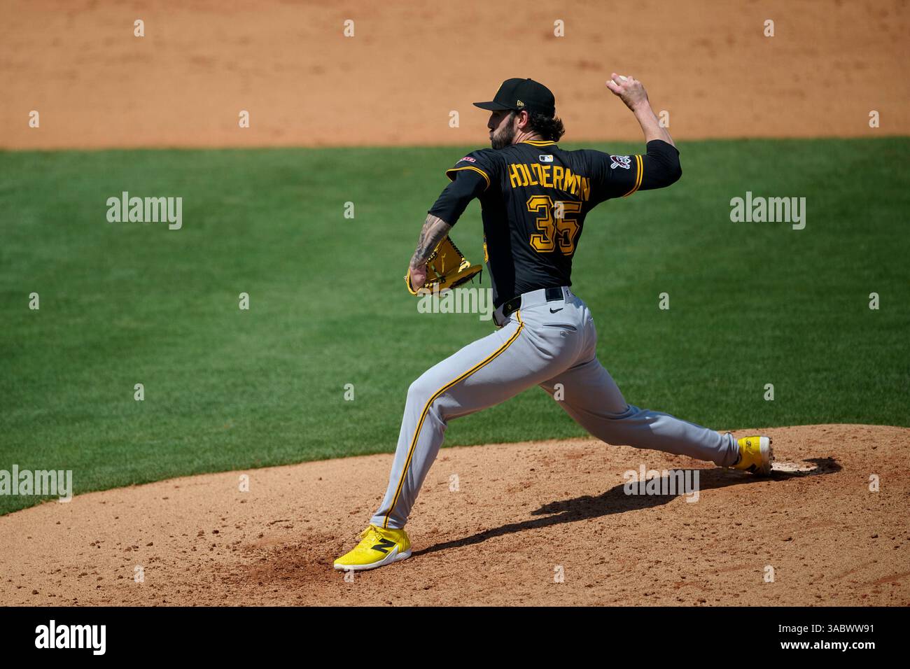 Pittsburgh Pirates pitcher Colin Holderman (35) delivers a pitch during ...
