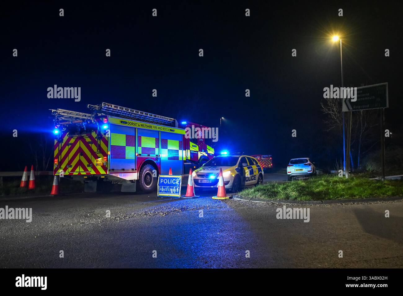 Dorset fire and rescue hi-res stock photography and images - Alamy