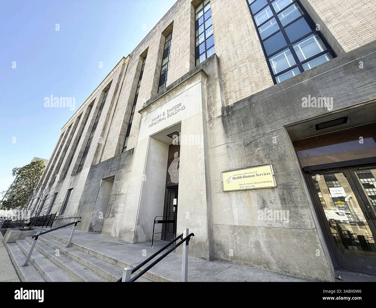 A building of the United States Department of Health and Human Services ...