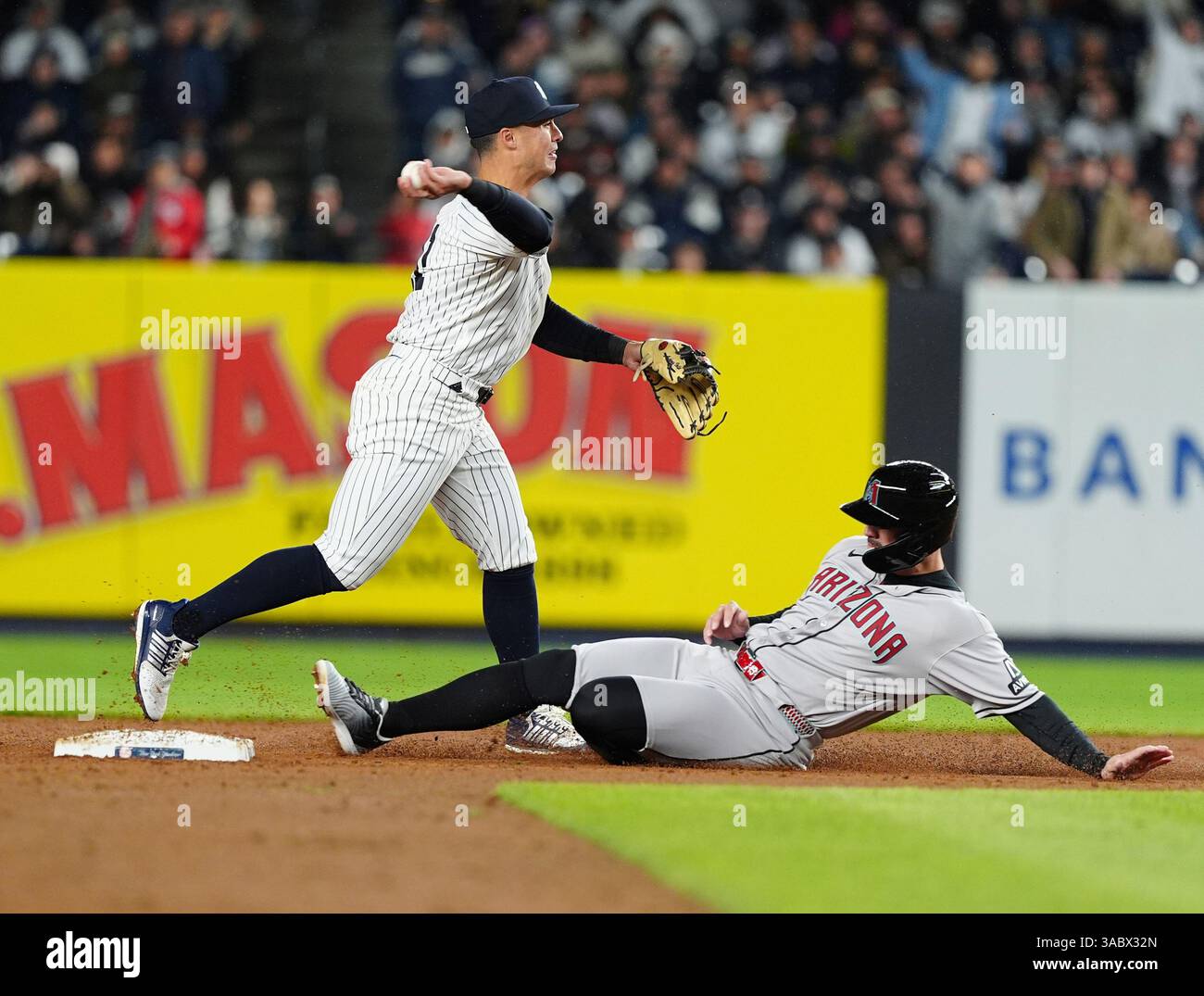 BRONX, NY - APRIL 02: New York Yankees short stop Anthony Volpe (11 ...