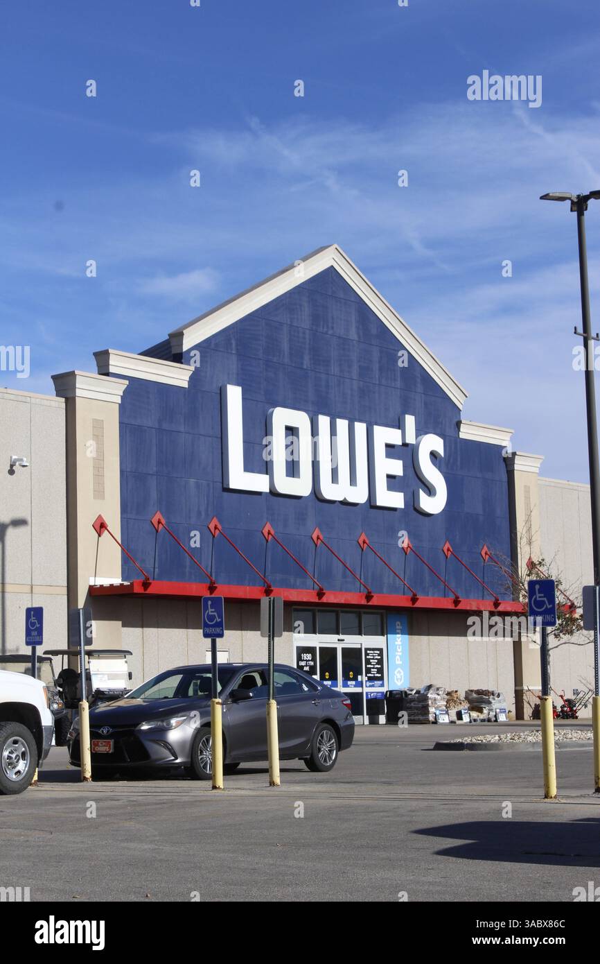 Lowe's Home Products store front shot closeup with sky outdoor Stock ...