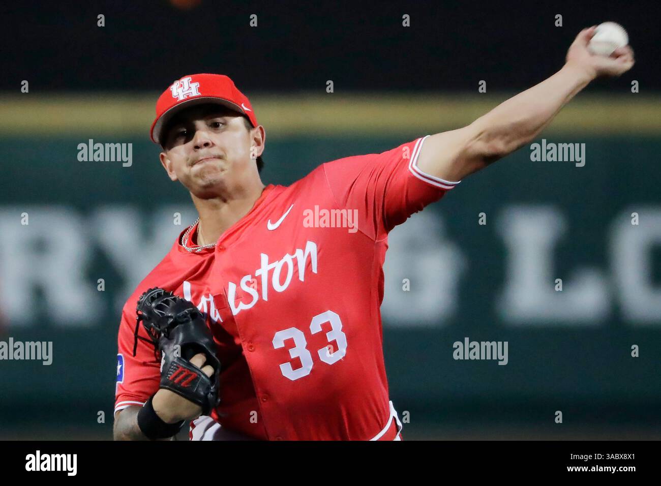 Houston relief pitcher Chris Scinta throws against Texas A&M Corpus ...