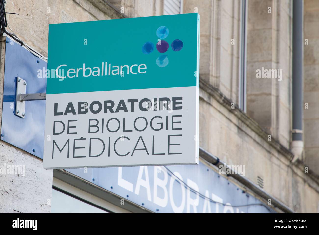 Bordeaux , Aquitaine France - 04 03 2025 : cerballiance logo brand and ...
