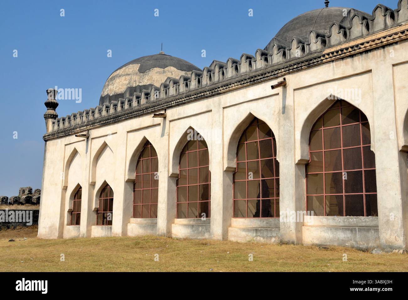 Outer view of the Jamia Mosque (Jama Masjid), located in Gulbarga Fort ...