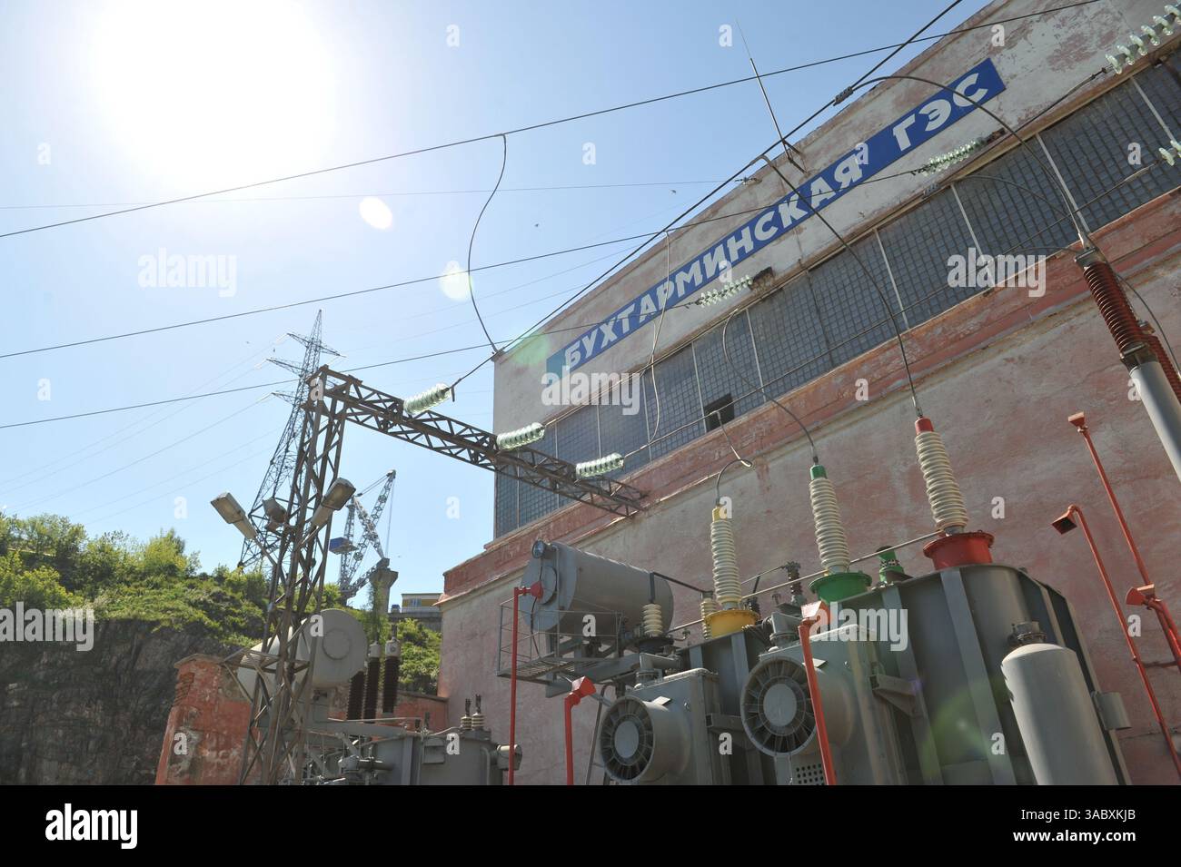 Transmission lines at Bukhtarma hydroelectric power station Stock Photo ...