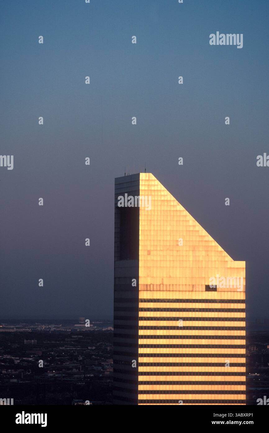 Aug 05, 1987 - New York, New York, USA - The Citigroup Center (formerly ...