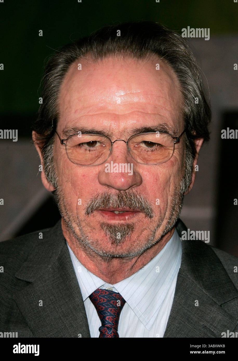 Nov 1, 2007 - Hollywood, California, USA - Actor TOMMY LEE JONES ...