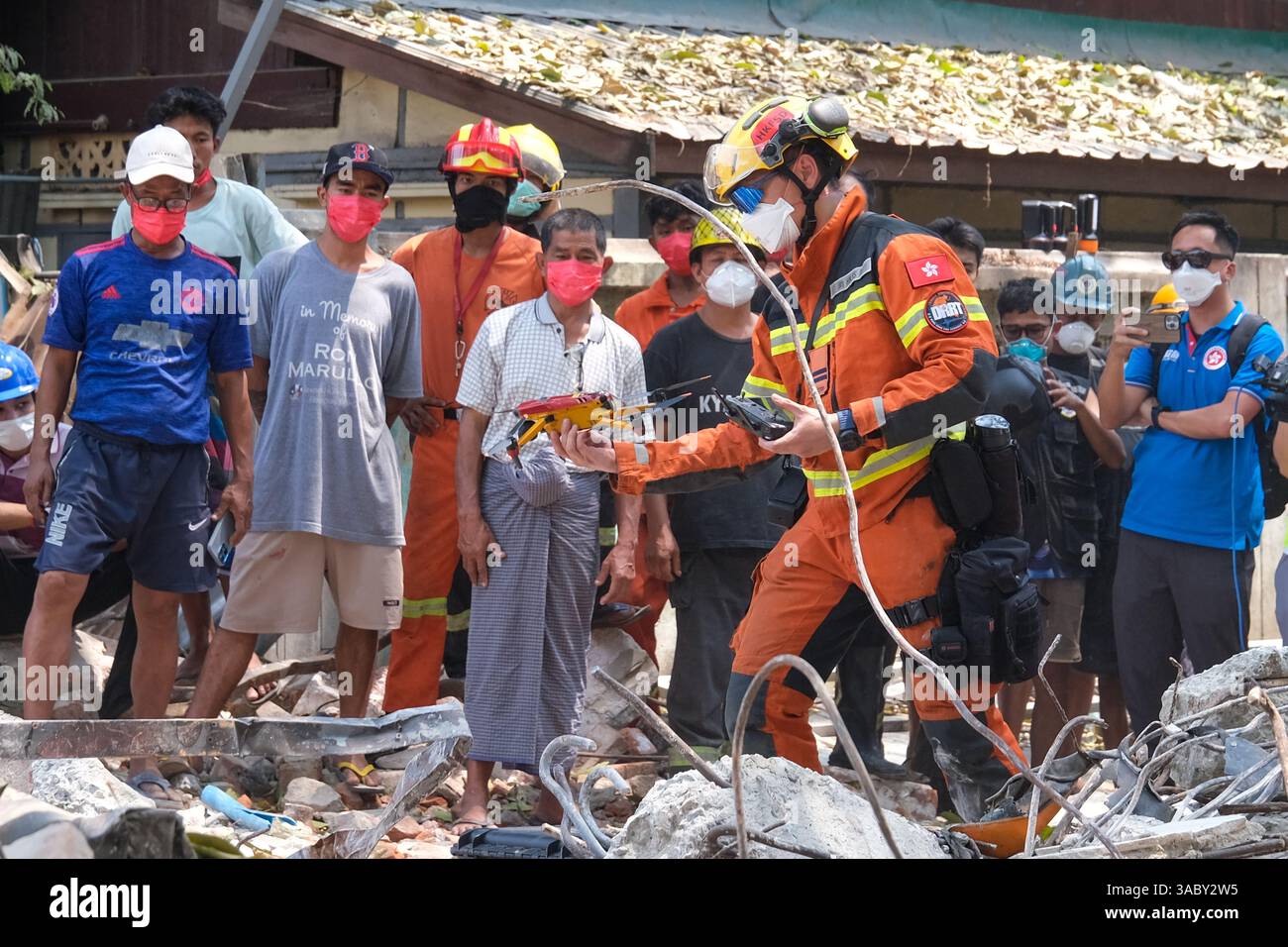 Myanmar earthquake stricken area hi-res stock photography and images ...