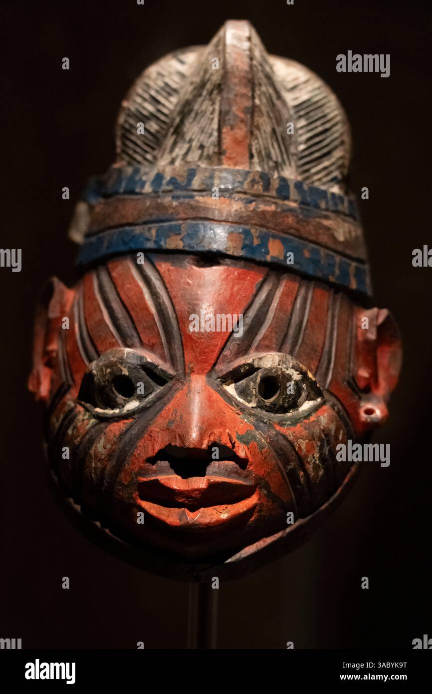 Gelede helmet mask to honor the figure of women, Yoruba, Nigeria, 20th ...