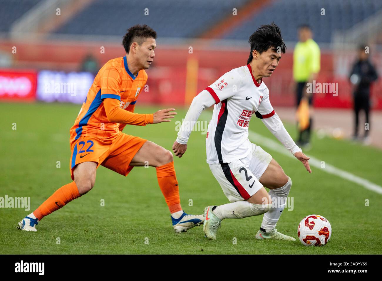 Chengdu Rongcheng Football Club defeated Shandong Taishan Football Club with 3-0 at the fourth ...