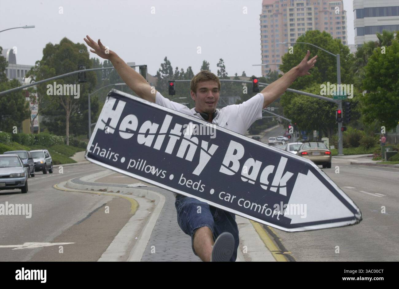 (Published 08/11/2003, D-1; SignOn Weekly Gallery: 08/18/2003) Max ...