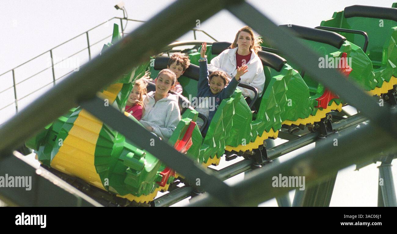 Dragon roller coaster ride hi-res stock photography and images - Alamy