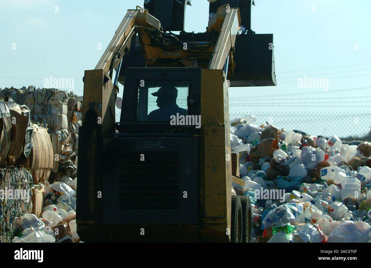 (Published 11/29/2003, NC-6) NSPendletonRecyc213726x001 - shot 11/14/03 ...