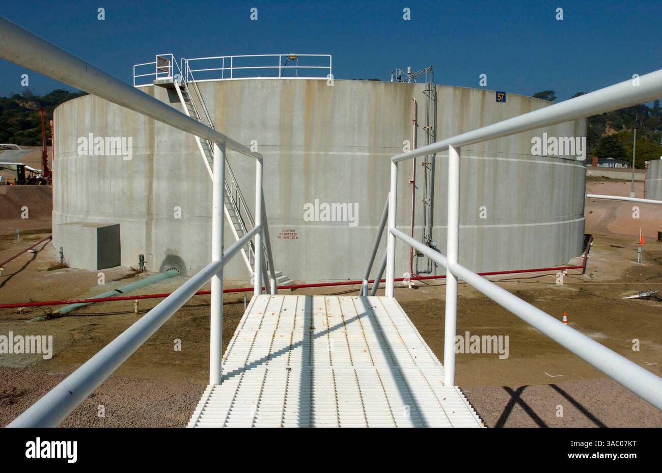 (Published 2/22/2006, A-1) RG NAVY OIL TANKS 252491 San Diego, CA 2-10 ...