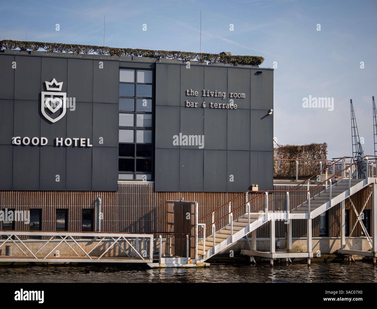 Good hotel victoria dock hi-res stock photography and images - Alamy
