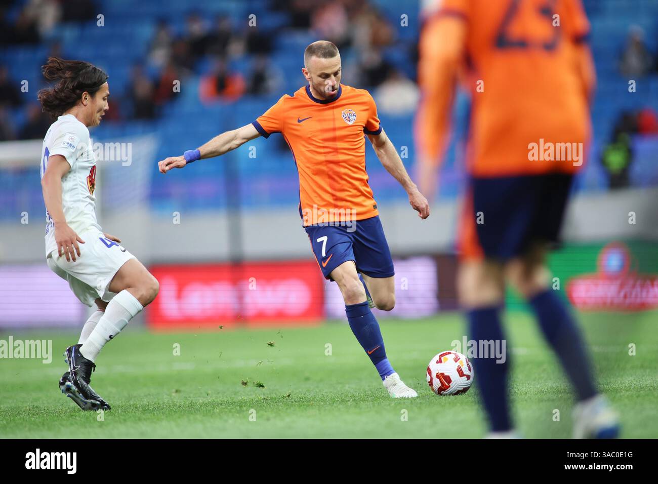 Qingdao Hainiu Football Club 1-1 draw Dalian Yingbo Football Club at ...