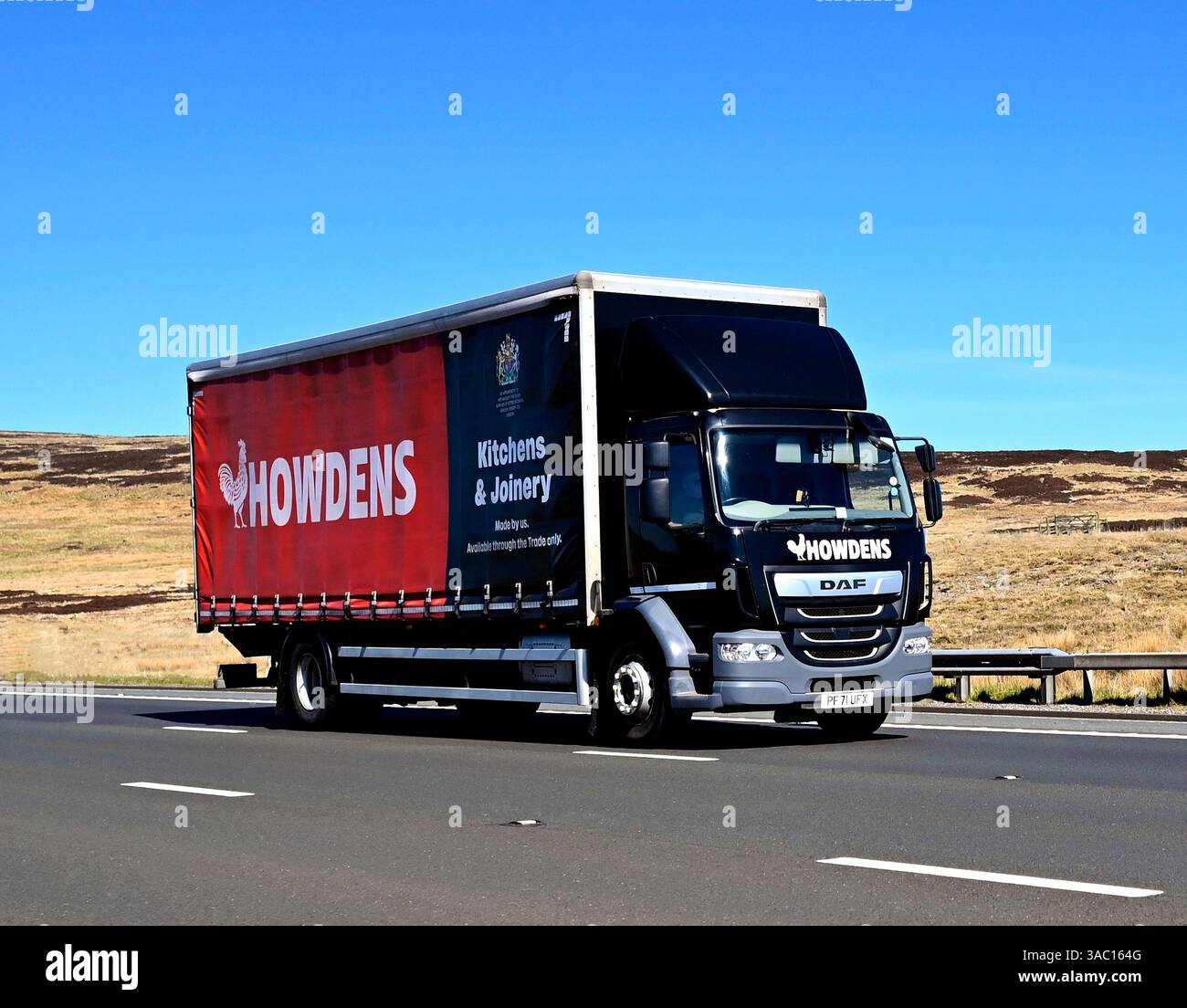 Howdens kitchens hi-res stock photography and images - Alamy