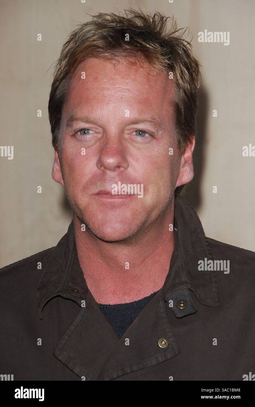 Oct 10, 2007 - Los Angeles, CA, USA - KIEFER SUTHERLAND, 40, was ...