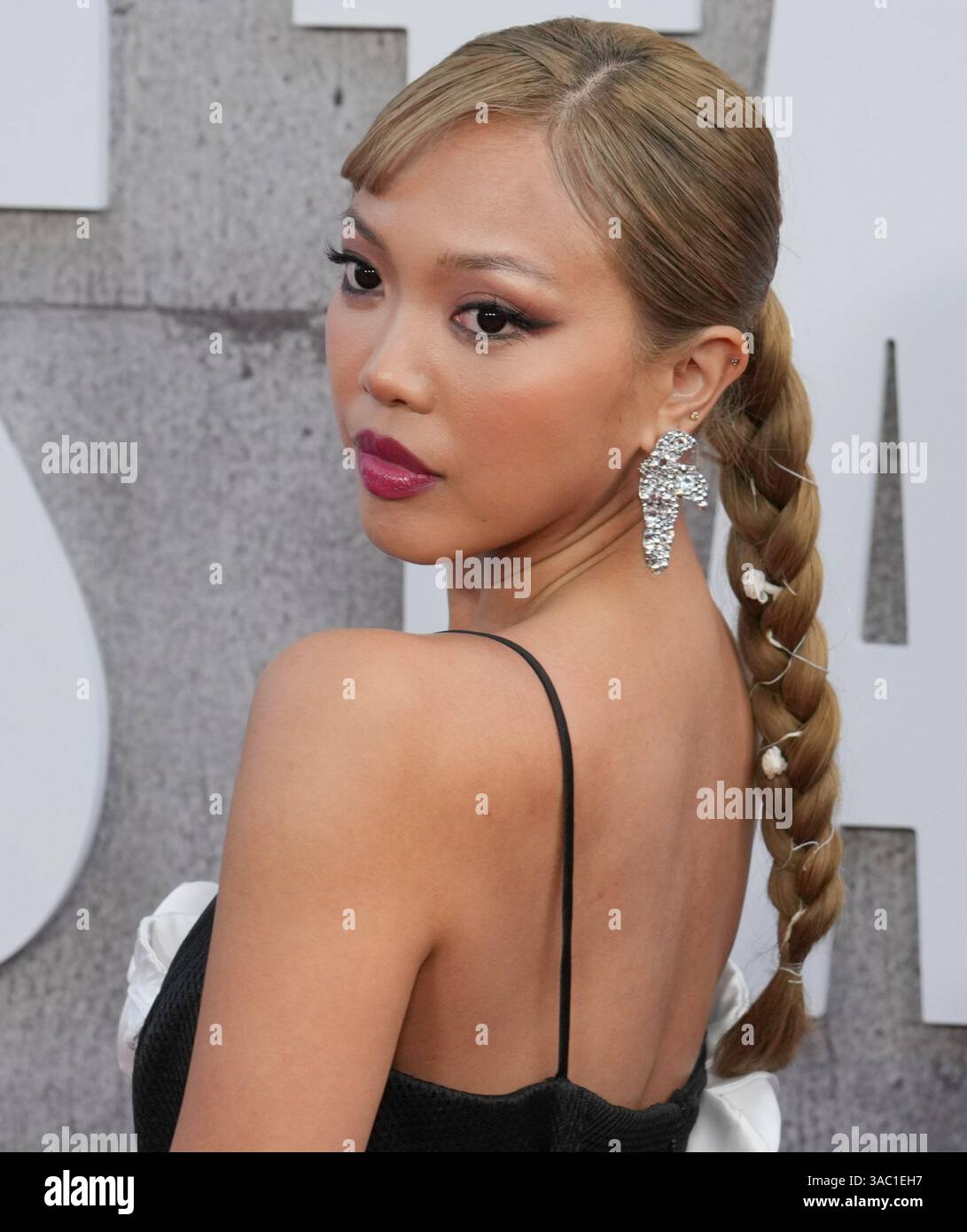 Nava Rose arrives at the Hulu's THE HANDMAID'S TALE Season 6 Premiere ...