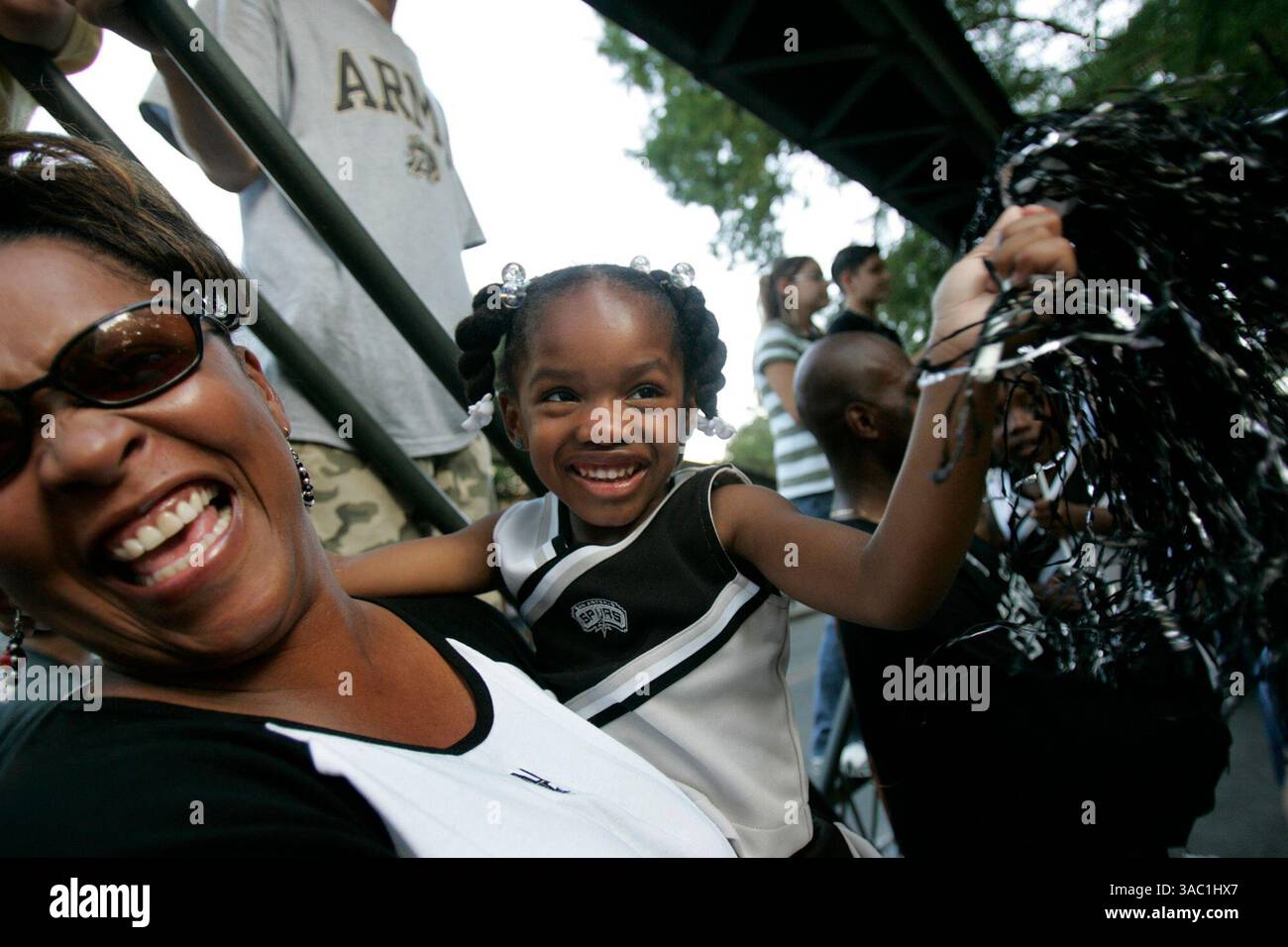 Fraternal twin hi-res stock photography and images - Alamy