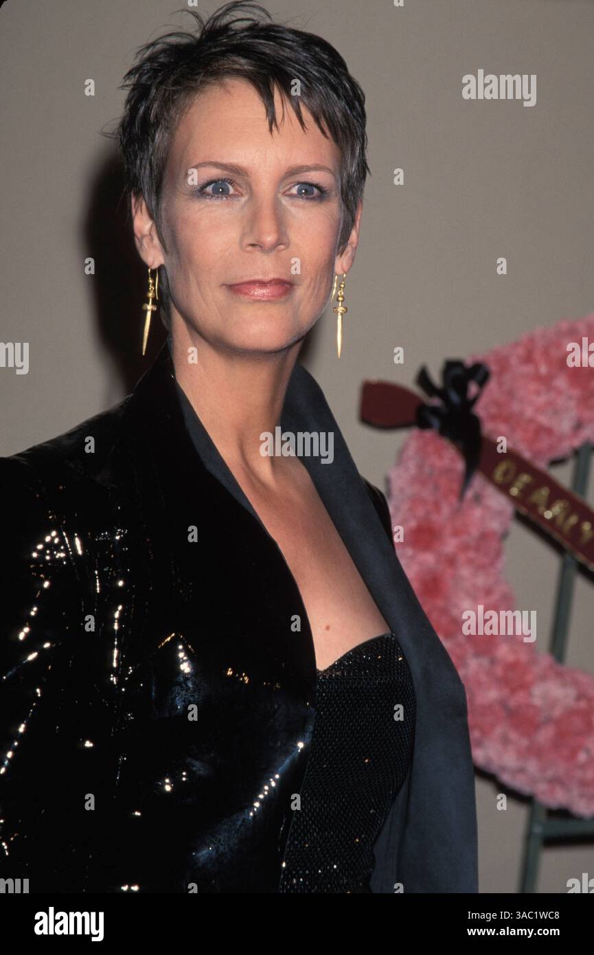 Feb 28, 2000 - Westwood, CA, USA - Actress JAMIE LEE CURTIS at the ...