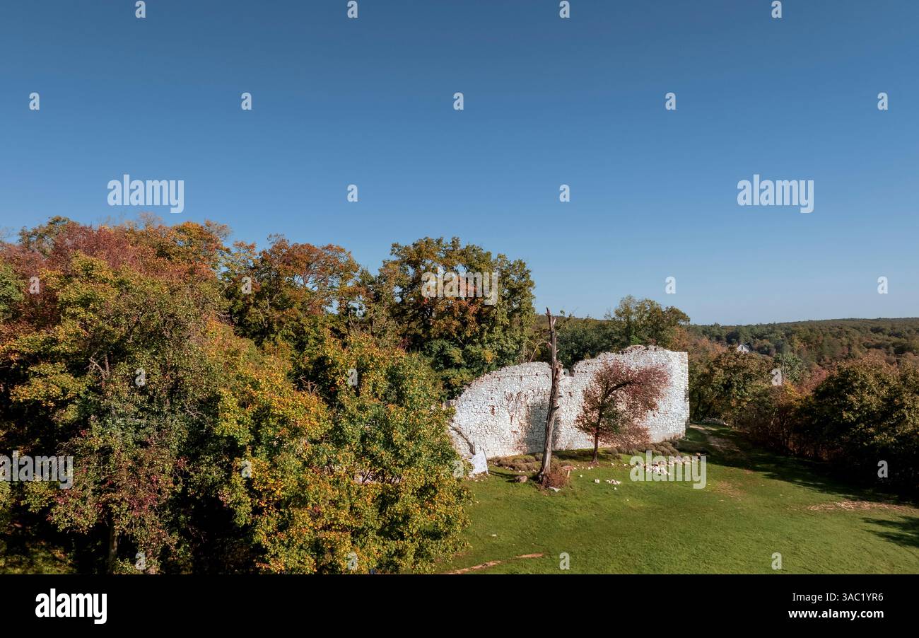 Zador Castle in Pécsely: a medieval ruin with scenic views and a ...