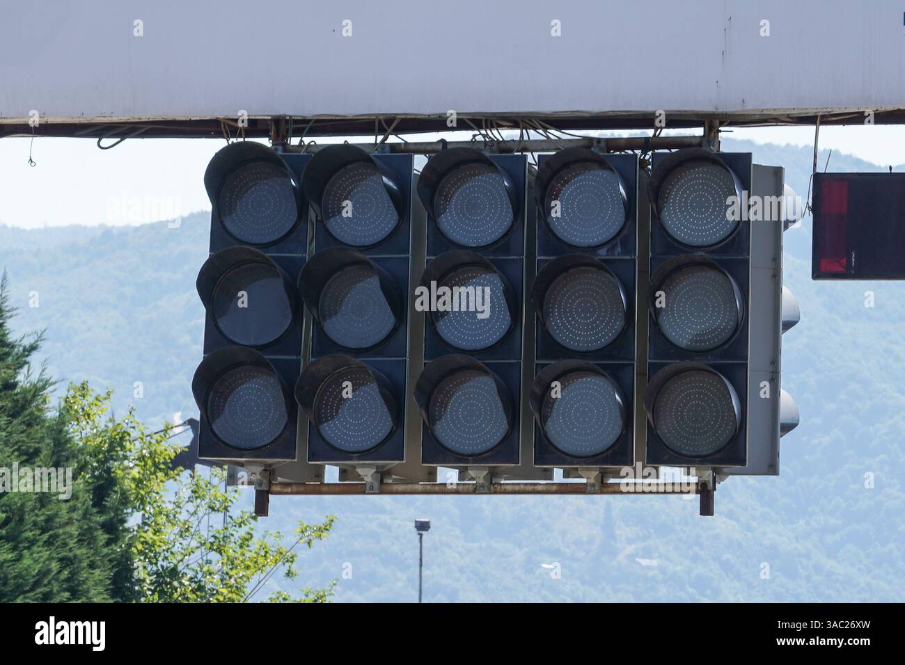 Start Lights in a Racing Circuit Stock Photo - Alamy